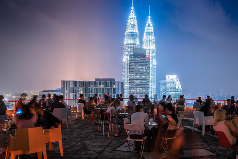 Top 10 Rooftop Bars to Get An Amazing View of Kuala Lumpur - KL Foodie
