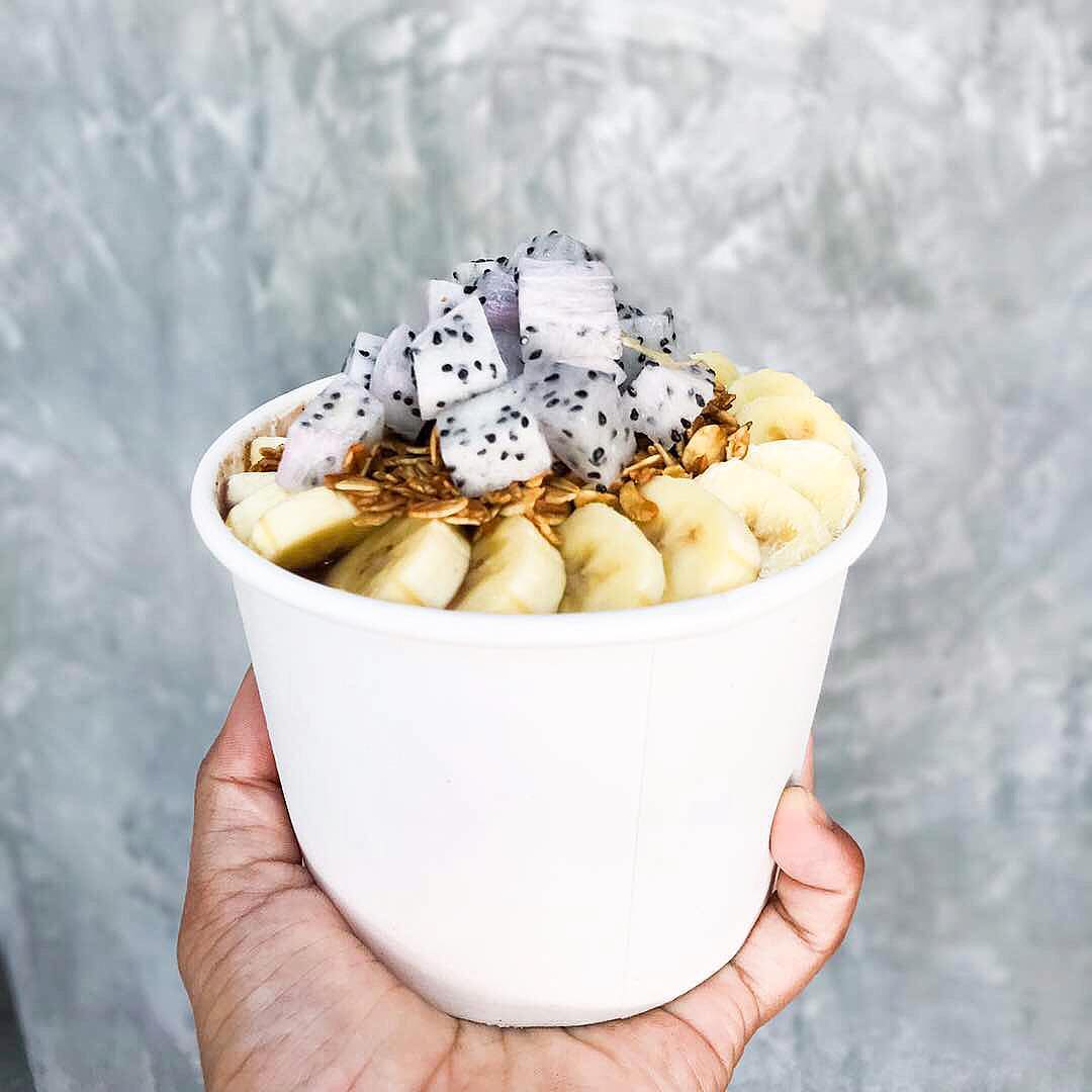 8 Spots To Get Your Hands On The Healthiest Smoothie and Acai Bowls In ...
