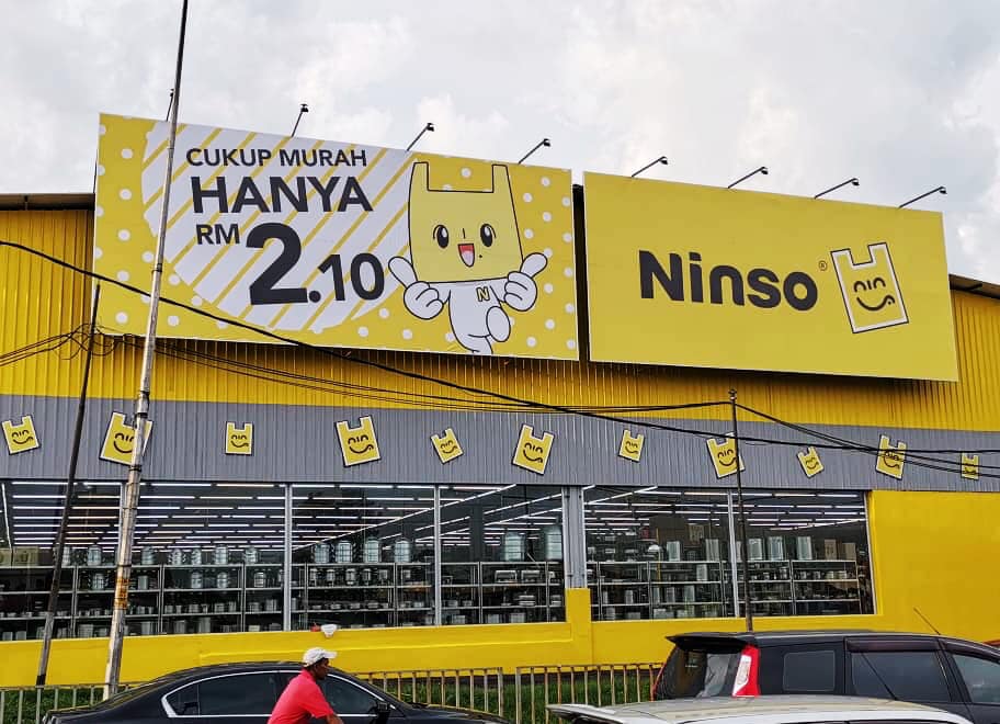 More Than 10,000 Products For Only RM 2.10 Each At Ninso Gombak - KL Foodie