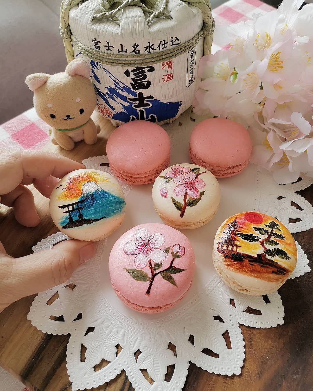 This Malaysian Bakes Batik And Floral Swiss Rolls That Are Too Gorgeous ...