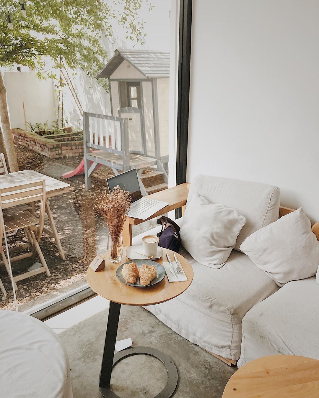 10 Peaceful Cafes In KL That Are Perfect For Me-Time - KL Foodie