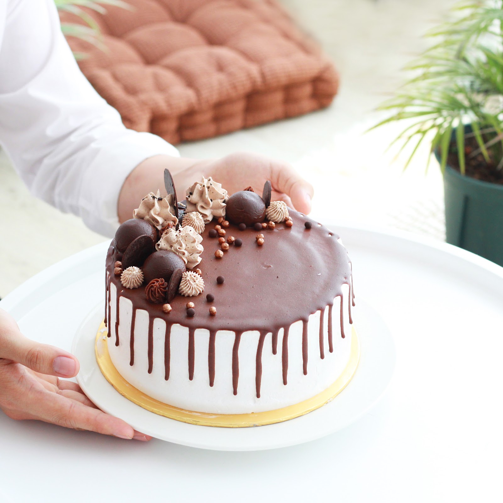 Cake Together Delivers 900 Cakes & Desserts Choices As Fast As 4 Hours ...