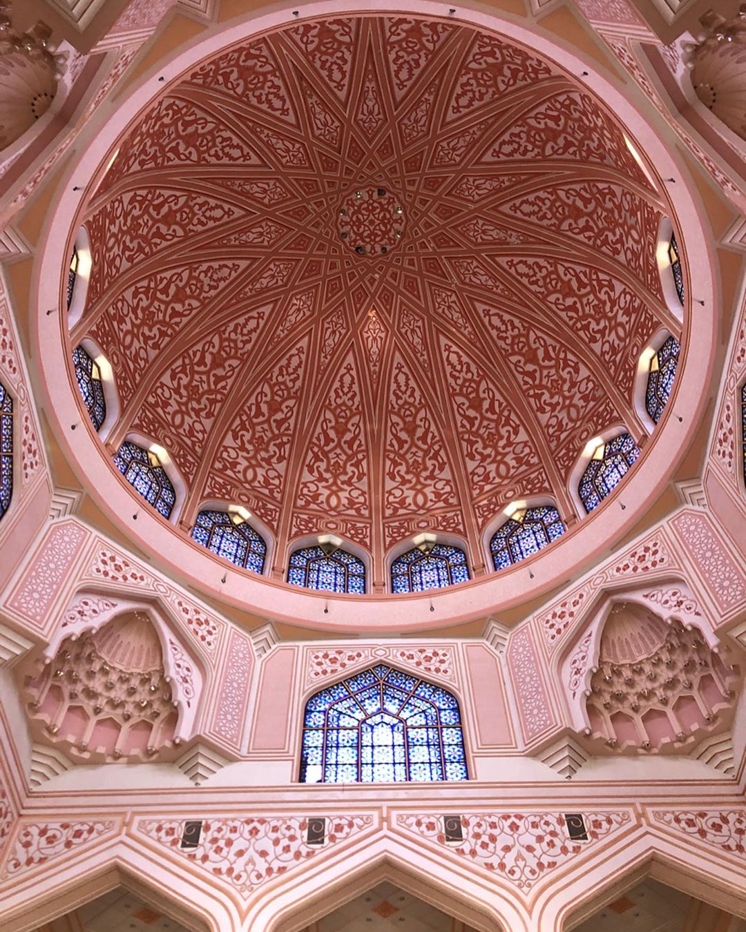 The Putra Mosque Looks Beautiful In Pink And It's The Newest ...