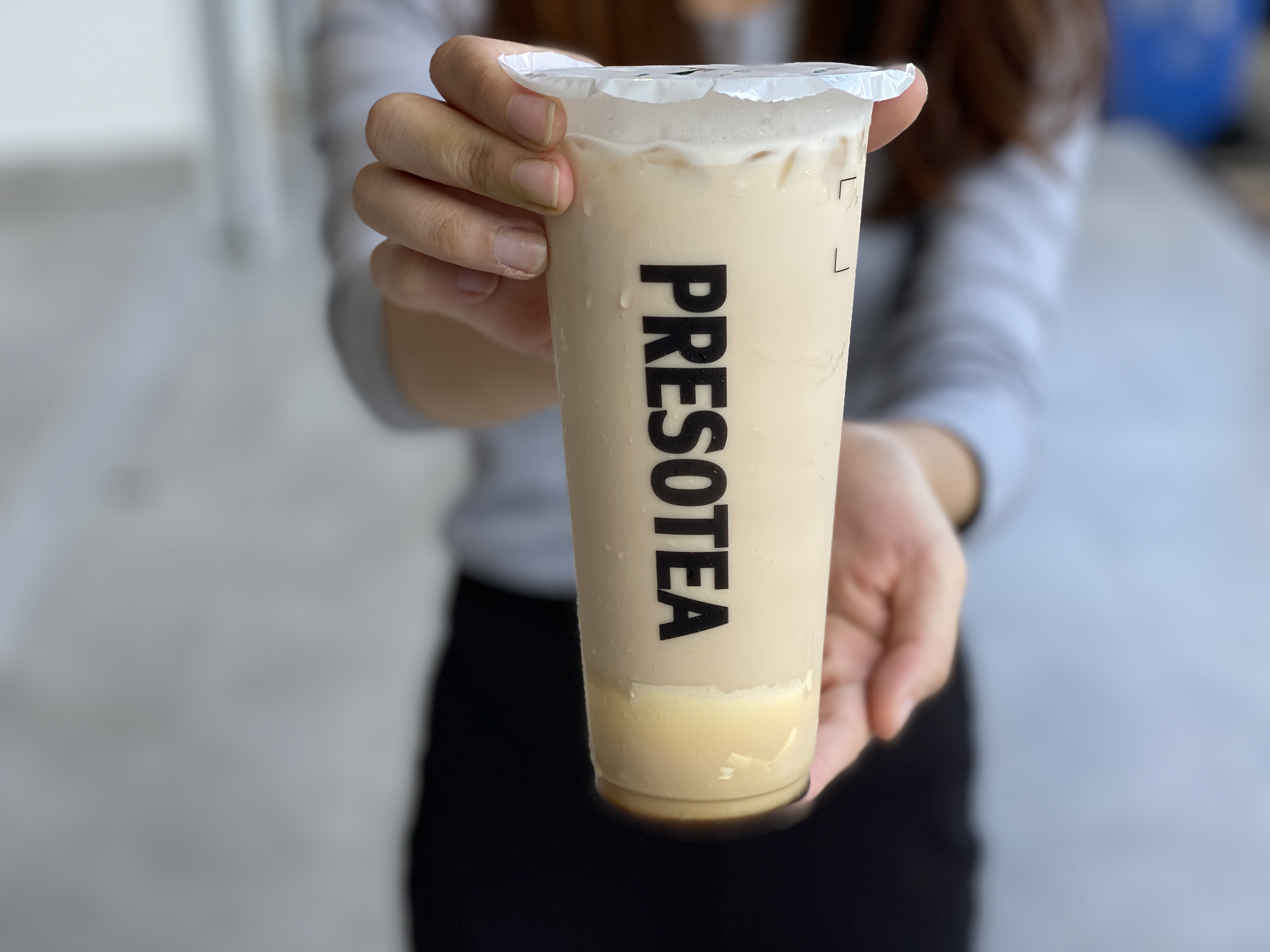 Presotea: Get Freshly Brewed Tea-Based Drinks That Uses a Tea Machine ...