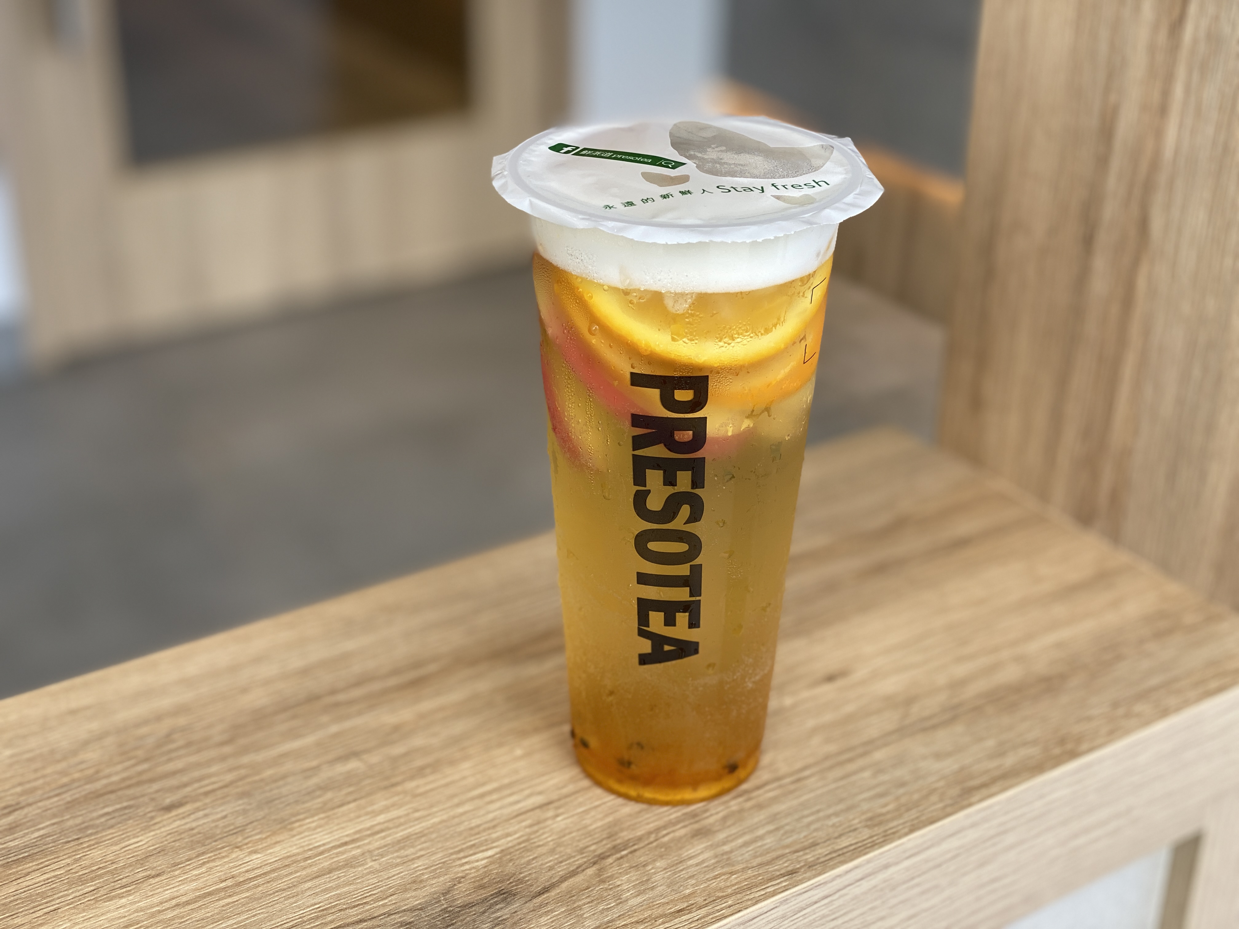 Presotea: Get Freshly Brewed Tea-Based Drinks That Uses a Tea Machine ...