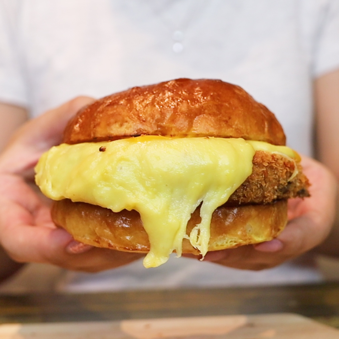 This Place In SS15 Is Where You Can Get Musang King Durian Burger That ...