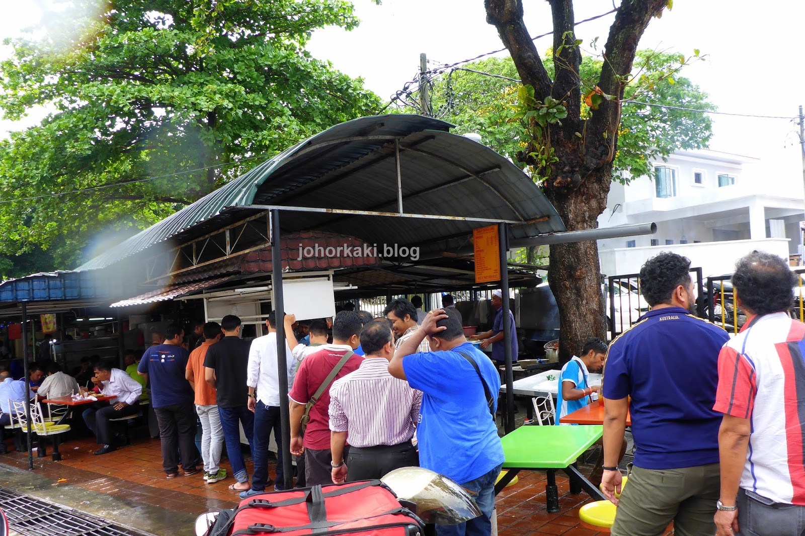Famous Bangsar Fish Head Corner Shut Down By DBKL And Is Currently ...
