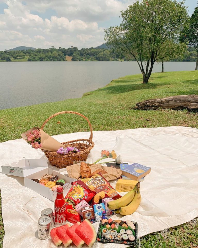 10 Scenic Spots In Selangor To Spread Out Your Picnic Blanket - KL Foodie
