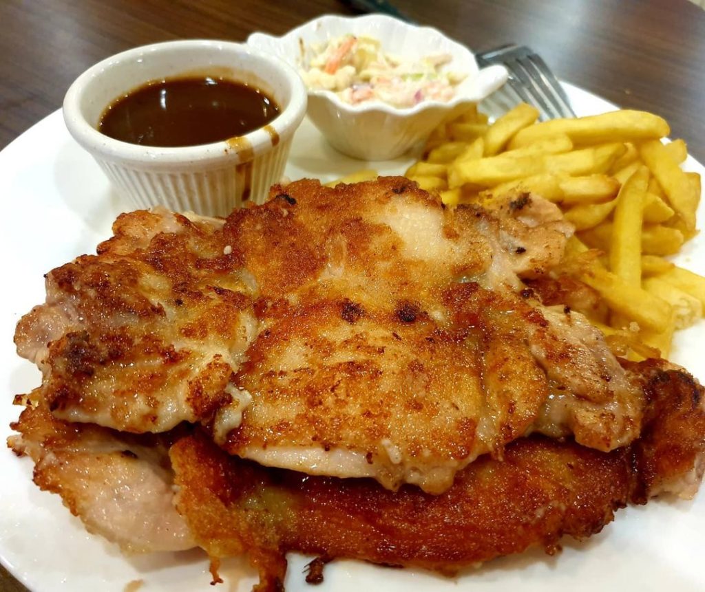 Elevate Your New Year Dinner Plans With These 5 Eateries In Kuching ...