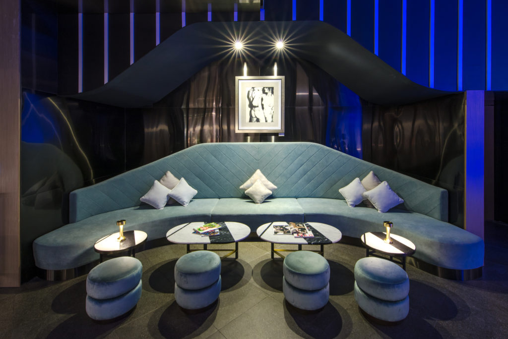 This Rooftop Restaurant & Bar In Bangsar With 360° Skyline View Is ...