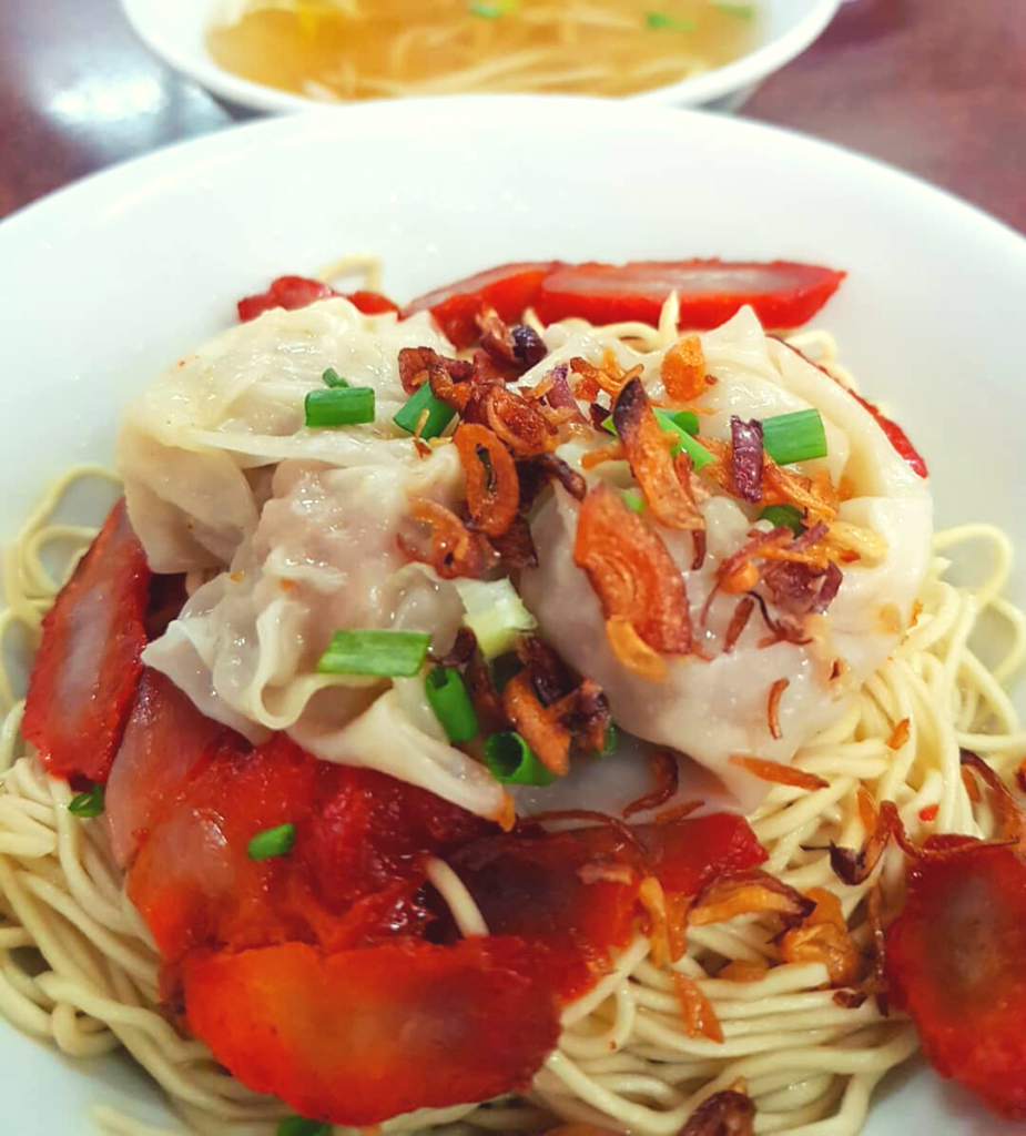 This Popular Restaurant In Kuching Has Been Serving Authentic Kolo Mee ...