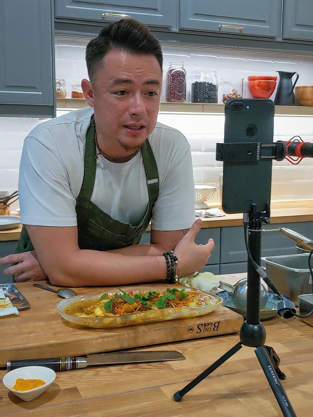 Usher in this Chinese ‘Niu’ Year with Airbnb Online Experiences - KL Foodie