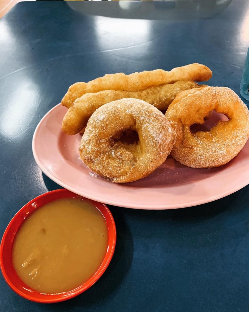 This Stall In KL Has Been Selling Freshly Fried Cakoi With Kaya ...