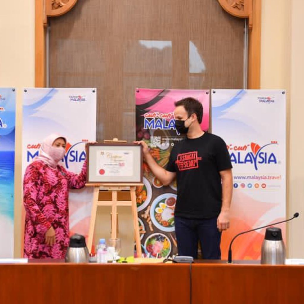 Harumanis: This Local Mango From Perlis Is Dubbed As The "Musang King ...