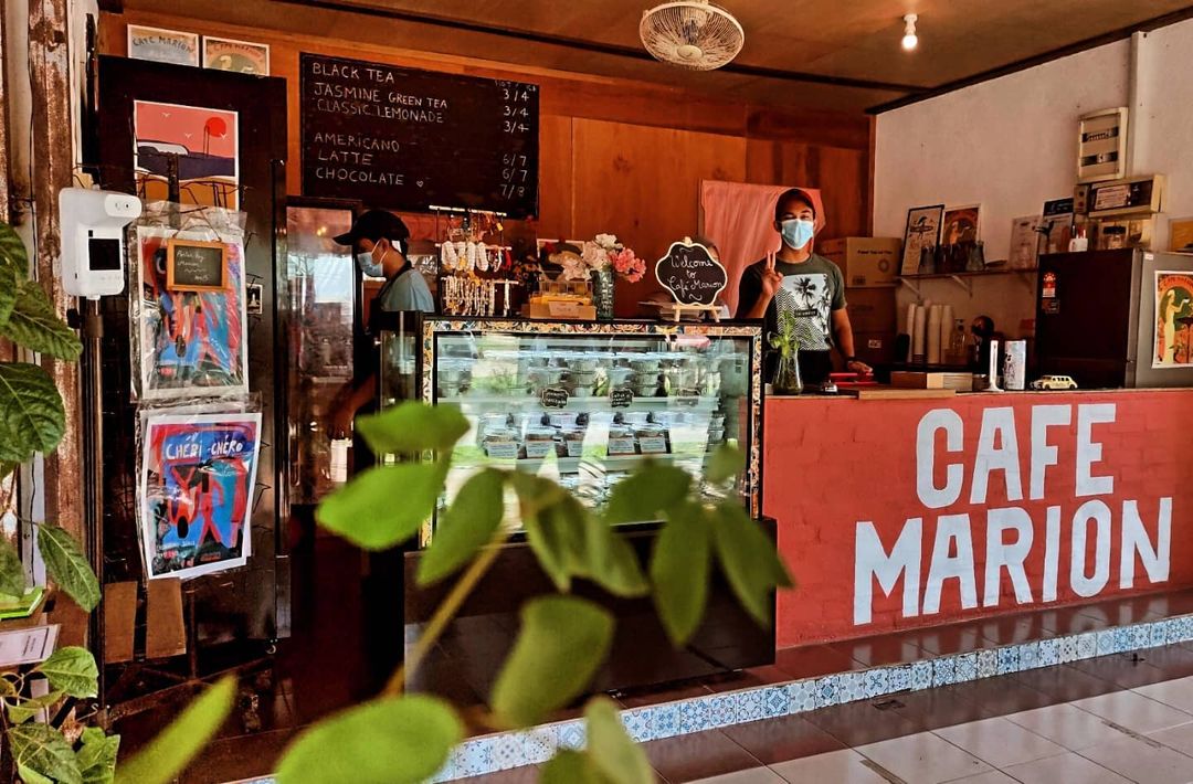 This French-Muslim Café Serves Authentic Crème Brûlée, Tarts And More ...