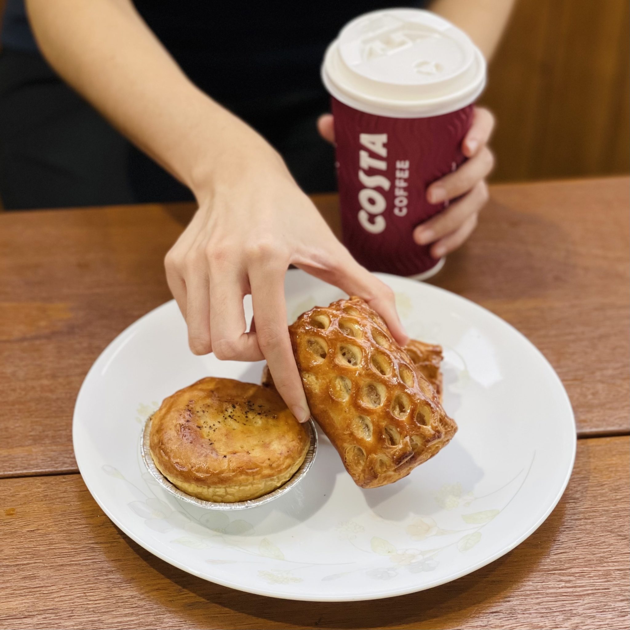 These Pastries At Shell deli2go Are Perfect To Celebrate The Holidays ...