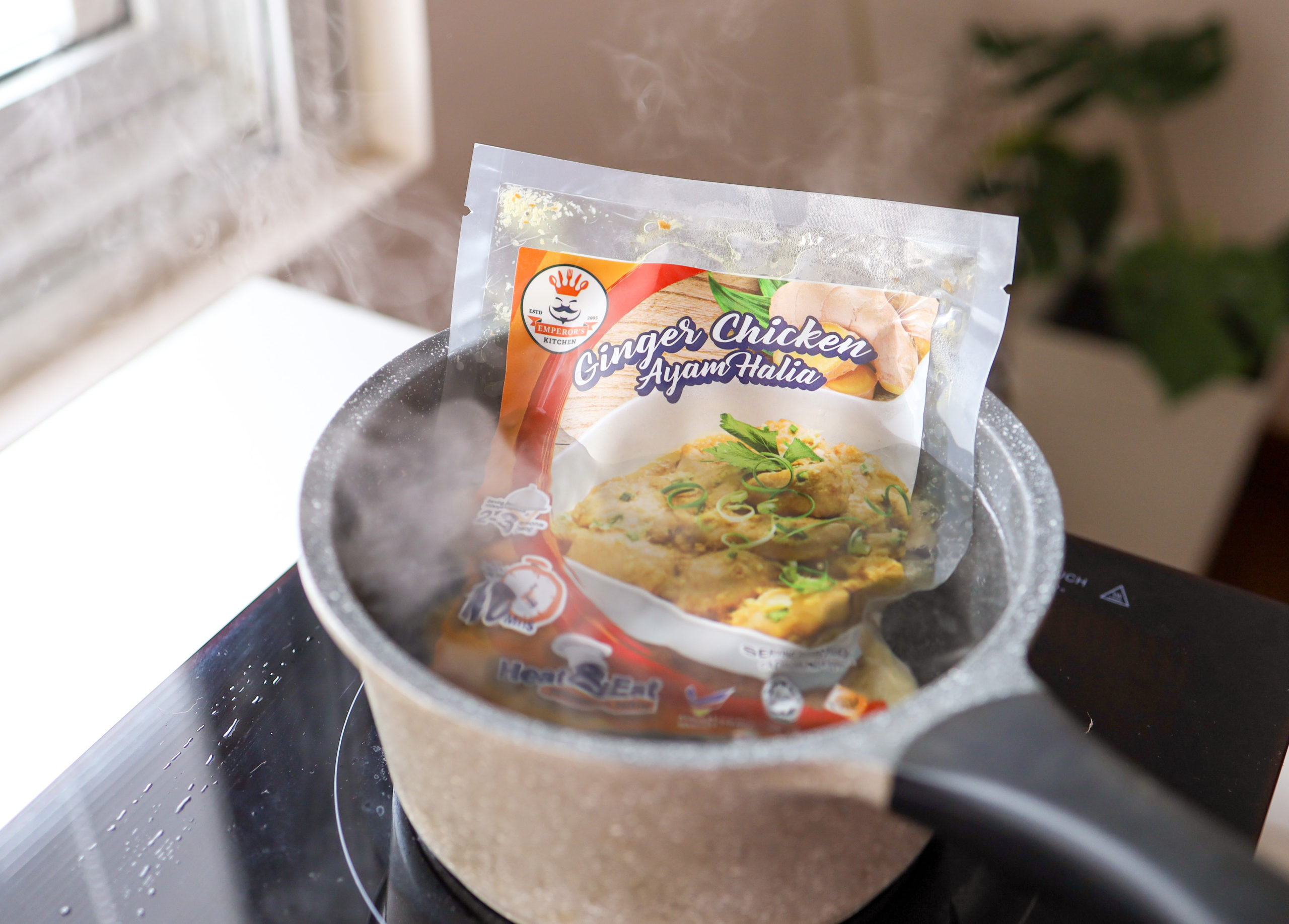 This F&B Kitchen Sells Ready-To-Dish Curry Chicken & More That Takes ...