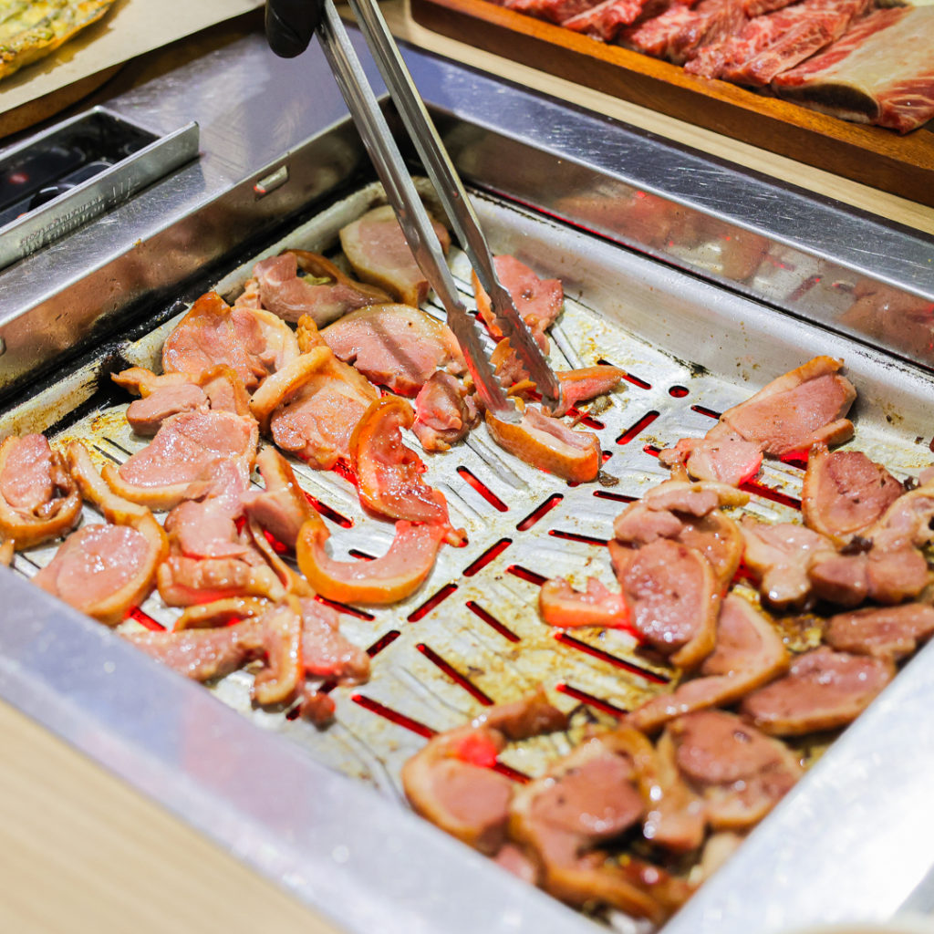 This Korean BBQ Eatery Is Where You Go For A Variety Of Halal-Certified ...
