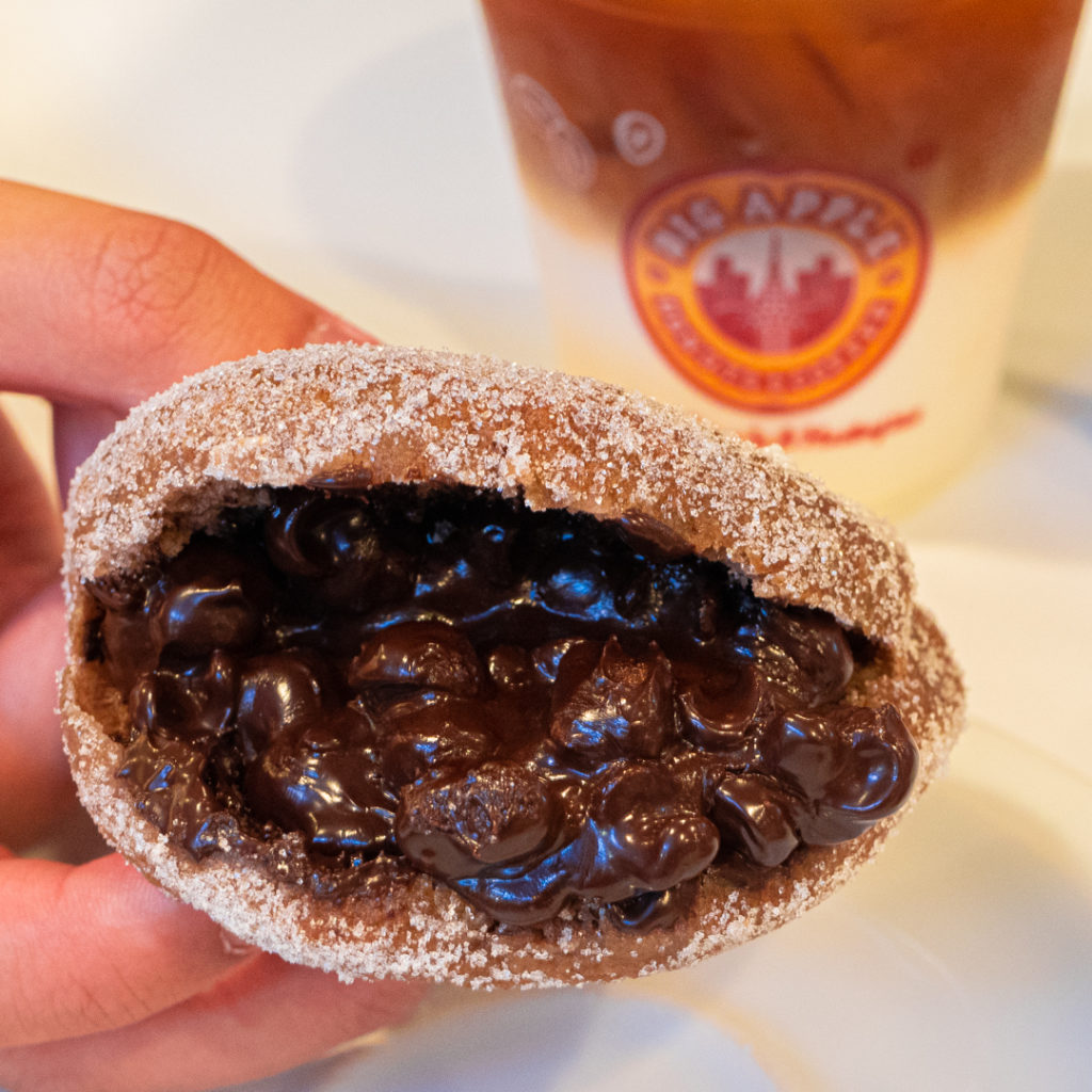 This Unique ChocoJar-Inspired Donuts Overflowing W/ Crunchy Chocolate ...
