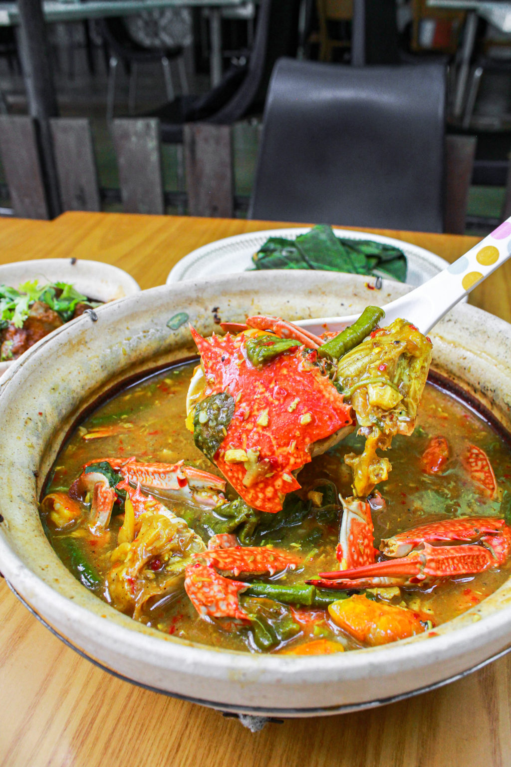 50-Year-Old University Club House Serves Authentic Ceylonese Dishes ...