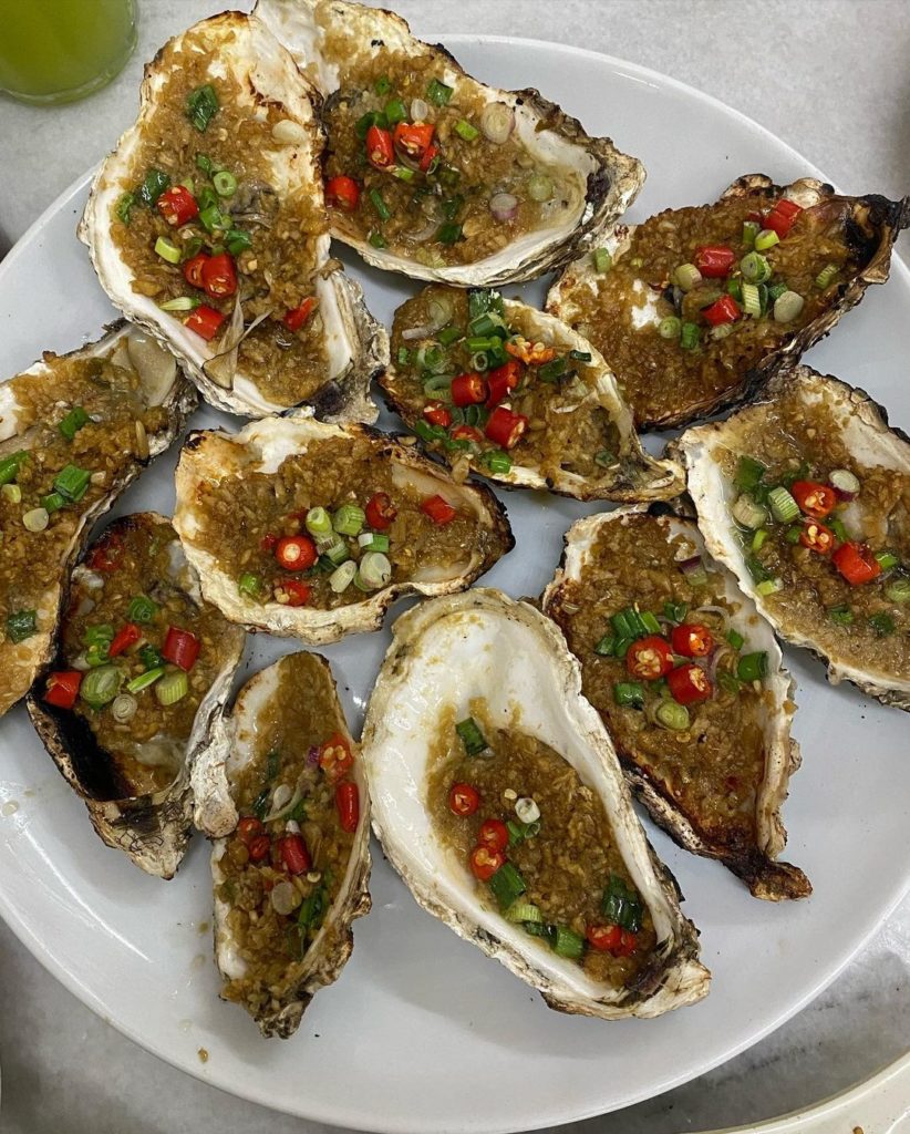 This Spot In Chinatown, KL Draws Huge Crowds For Their Freshly Made ...