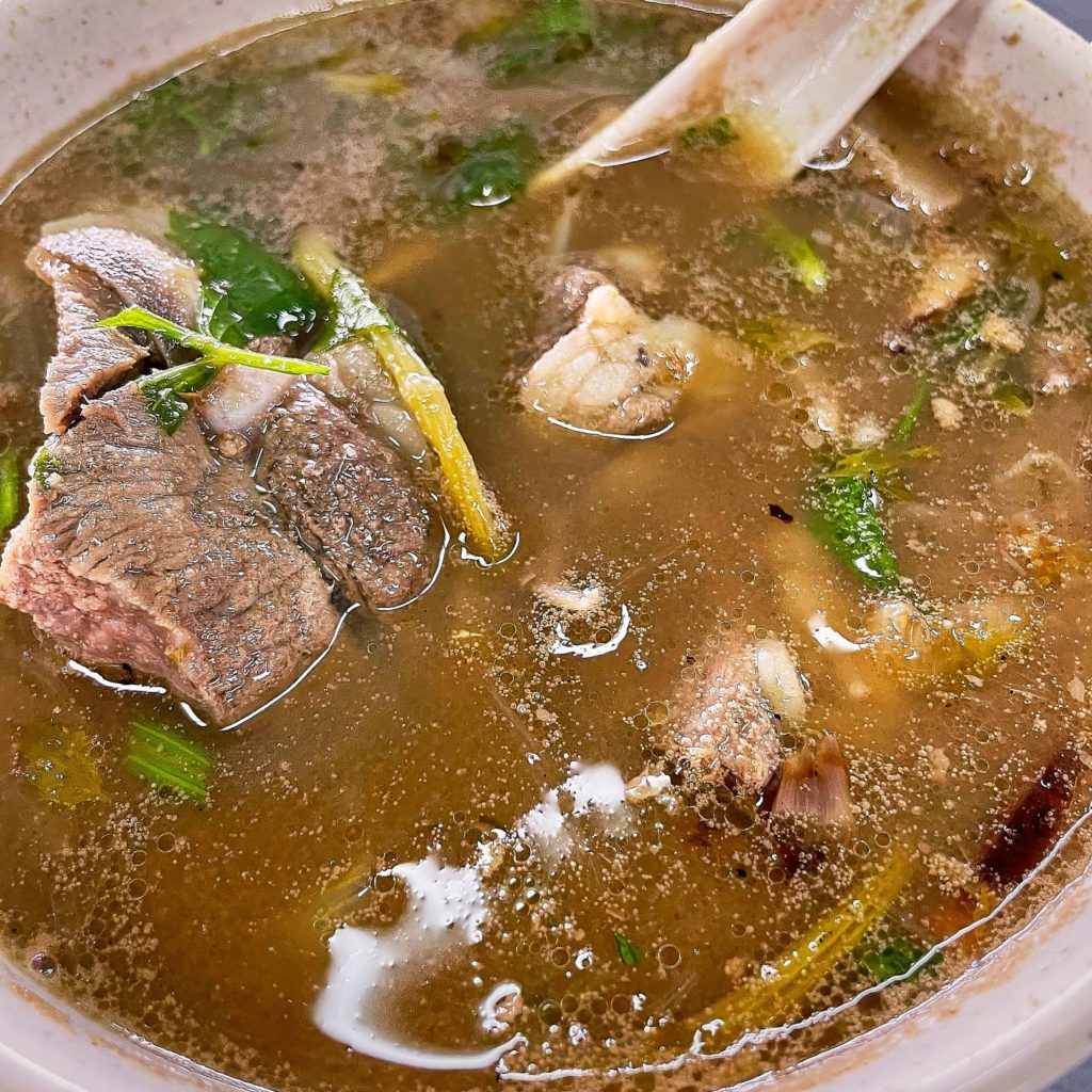 This Hidden Gem Surrounded By A Farm Is A Crowd-Favourite For Freshly ...