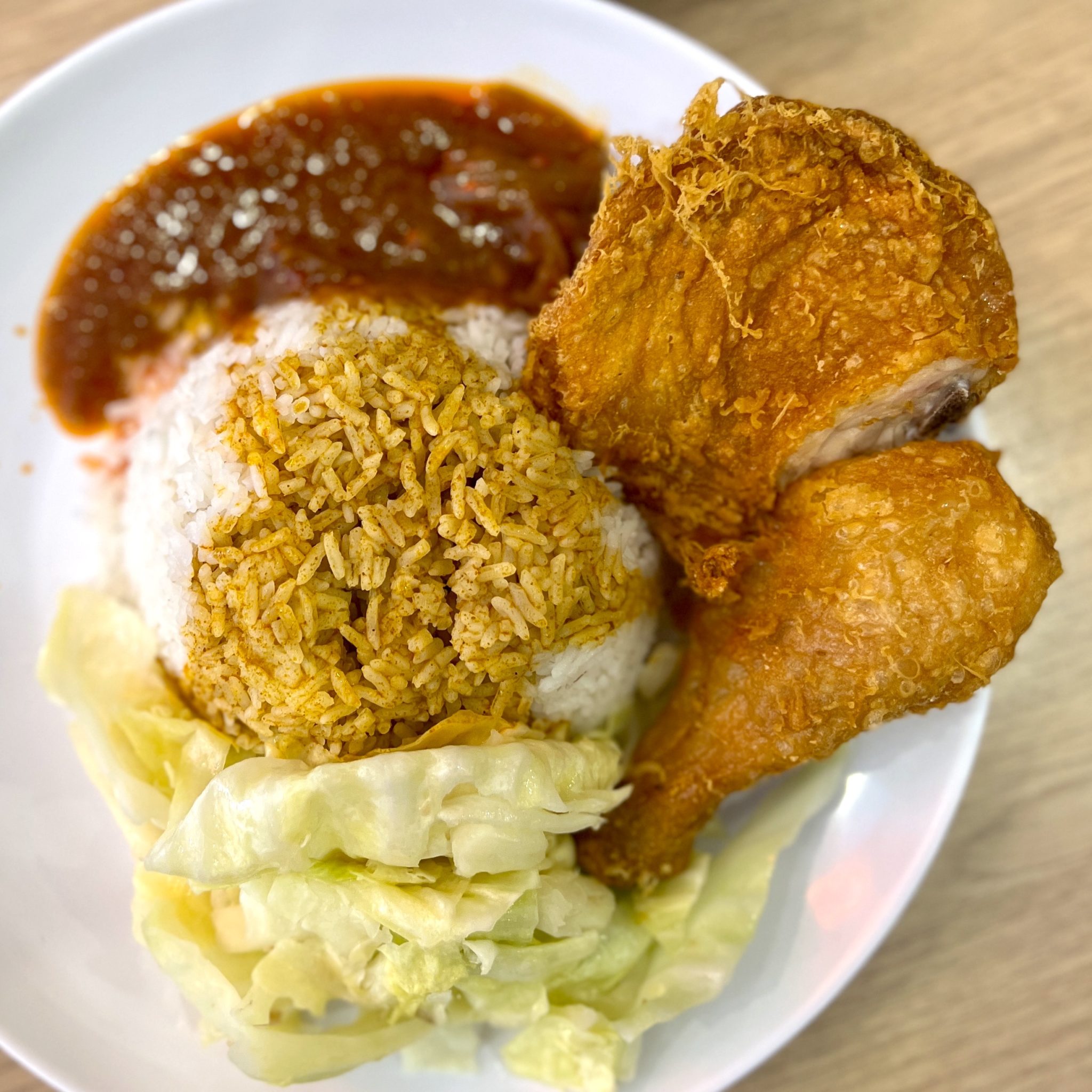 This Famous Fried Chicken Hawker Stall Since 1983 Has More Than 10 ...