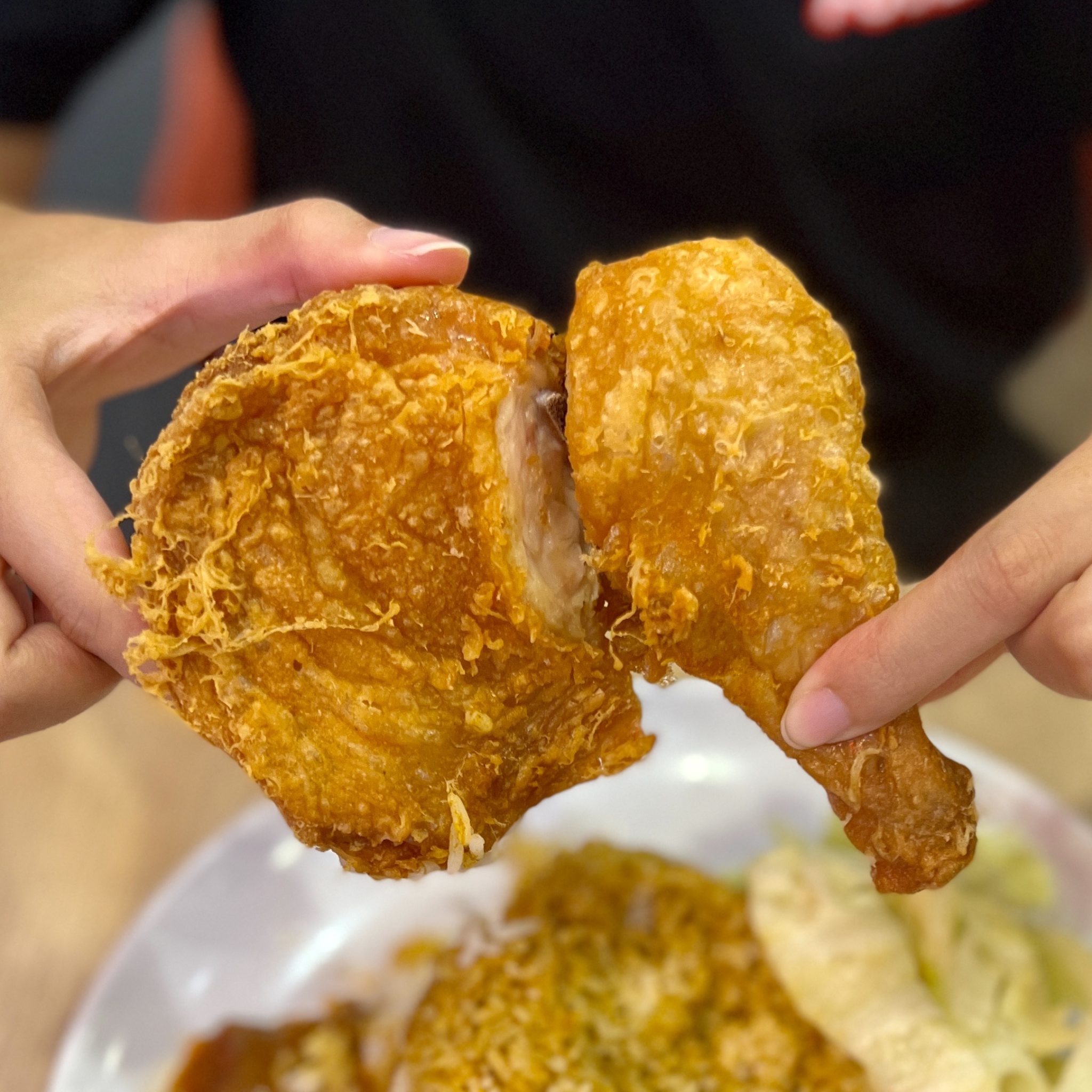This Famous Fried Chicken Hawker Stall Since 1983 Has More Than 10 ...