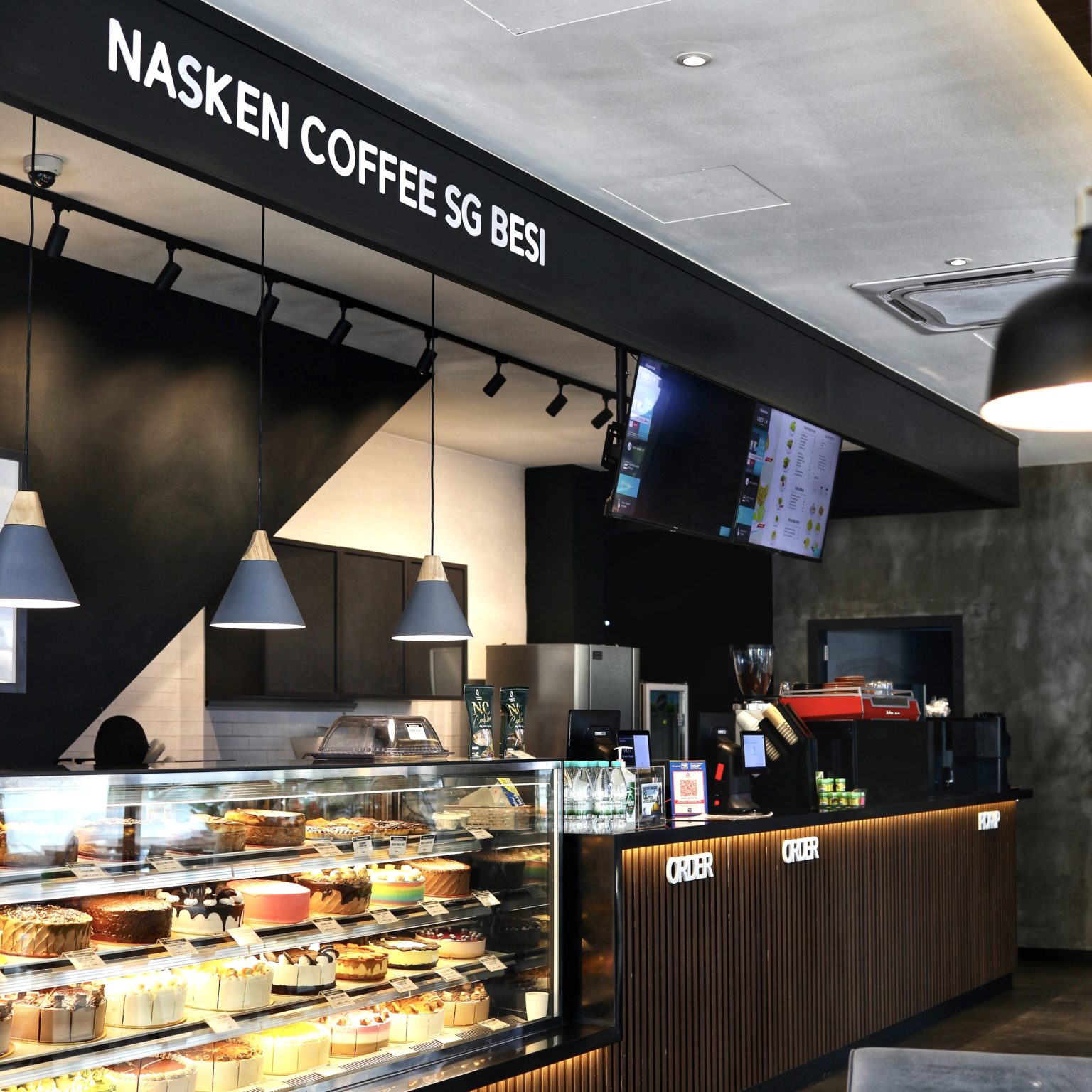 This Homegrown Coffee Joint Started By 2 M’sian Youths Serves Barista ...