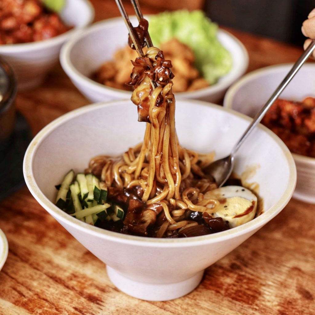 Oiso: Korean-Run Restaurant Serving Authentic Traditional Korean Food ...