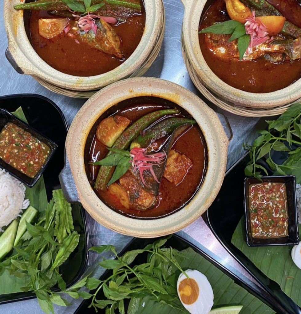 Here Are 5 Street Food Stalls To Try On Sama-Sama Lokal Via MAE app ...