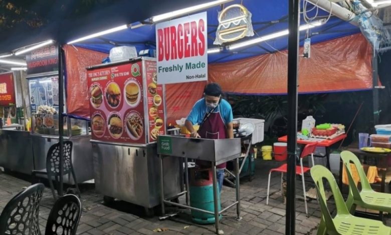 Elderly Woman Runs Burger Stall In Bandar Sunway Alone To Take Care Of ...