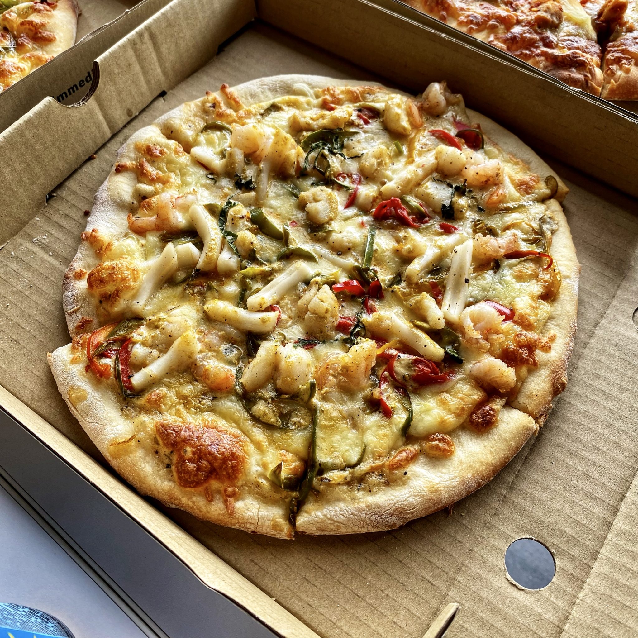 This Spot In PJ Serves Handcrafted Gourmet Pizzas Inspired By World’s ...