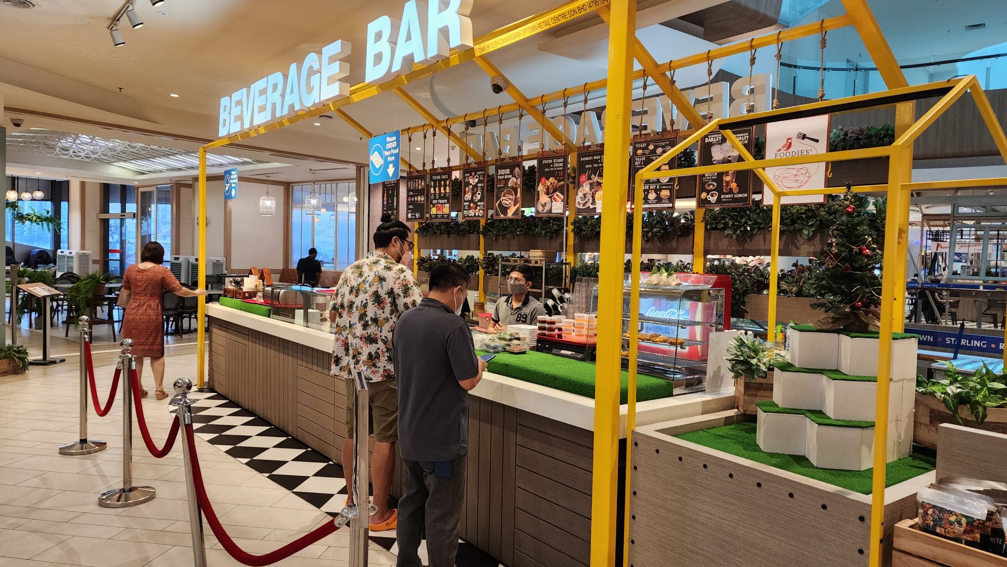 Visit This Gorgeous Setup Of Old Town Paris At The Starling To Enjoy ...