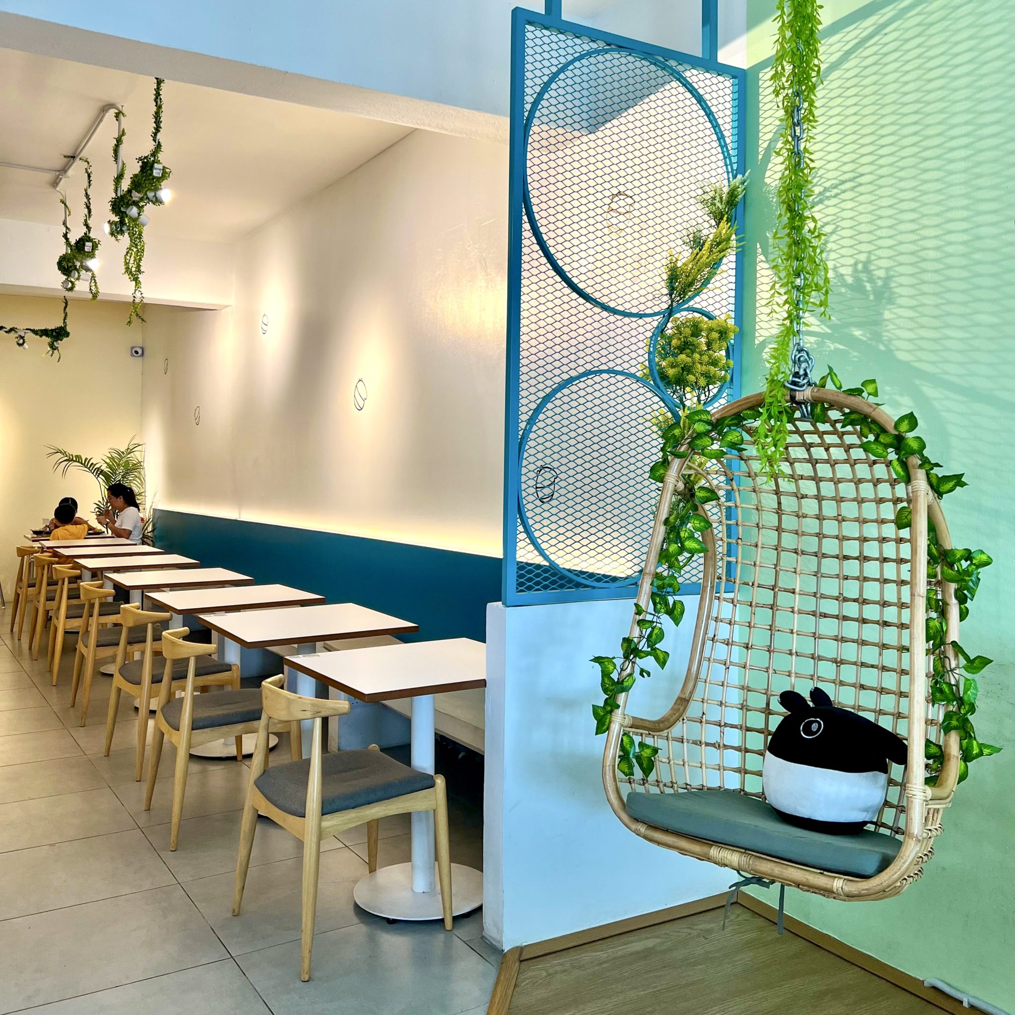 Natural & Organic Curry Mee, Nasi Lemak, Desserts & Cake At This Cafe ...