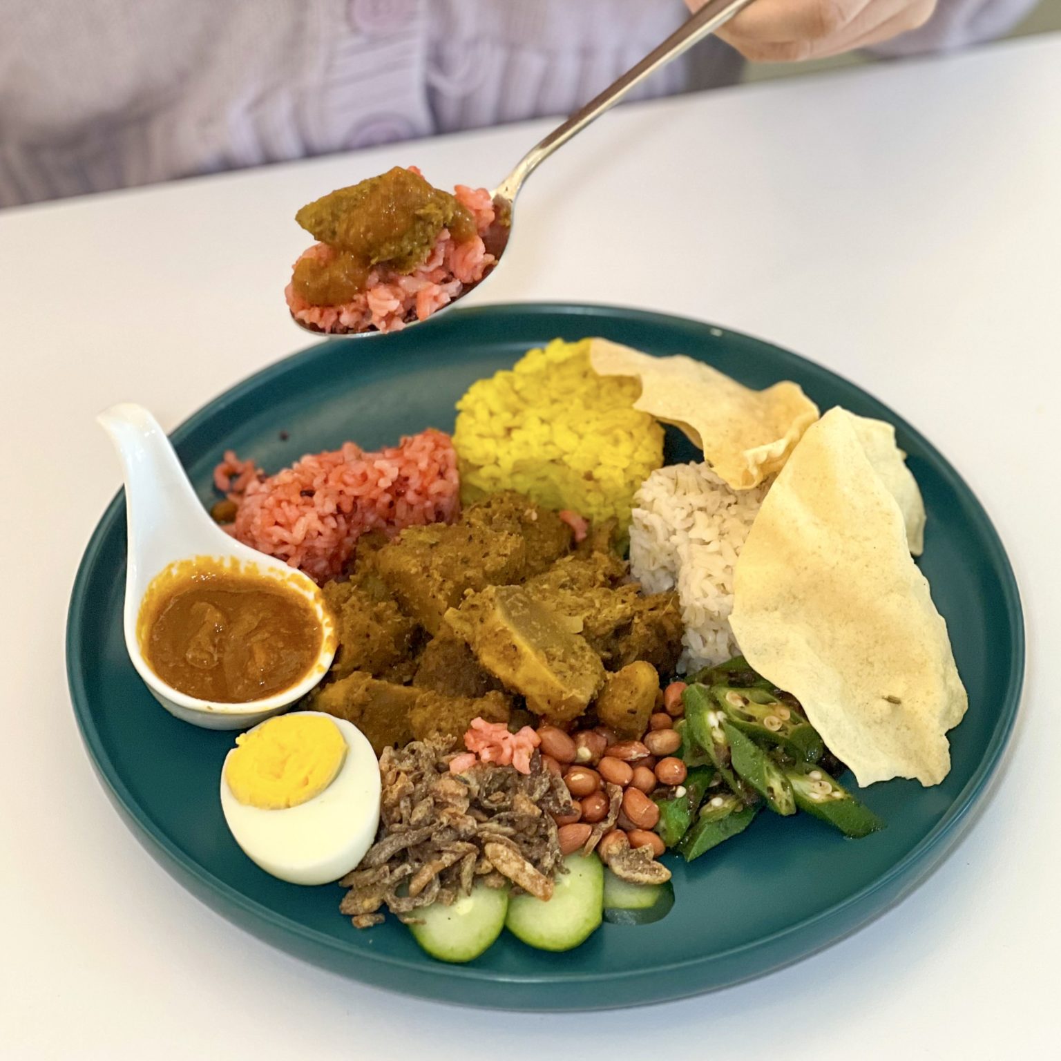 Natural & Organic Curry Mee, Nasi Lemak, Desserts & Cake At This Cafe ...