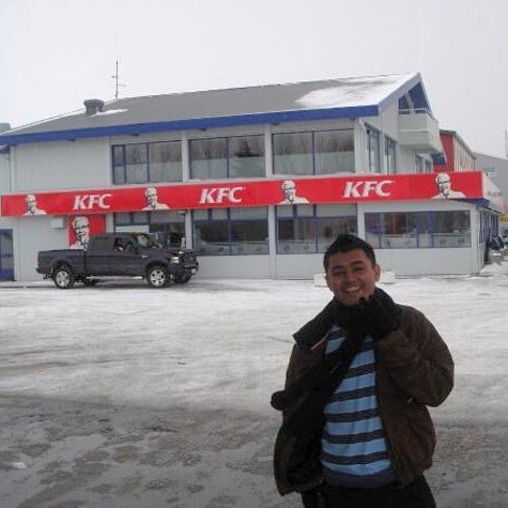 This Guy From UK Dubbed As KFC Super Fan Named KL As The Best KFC & He ...