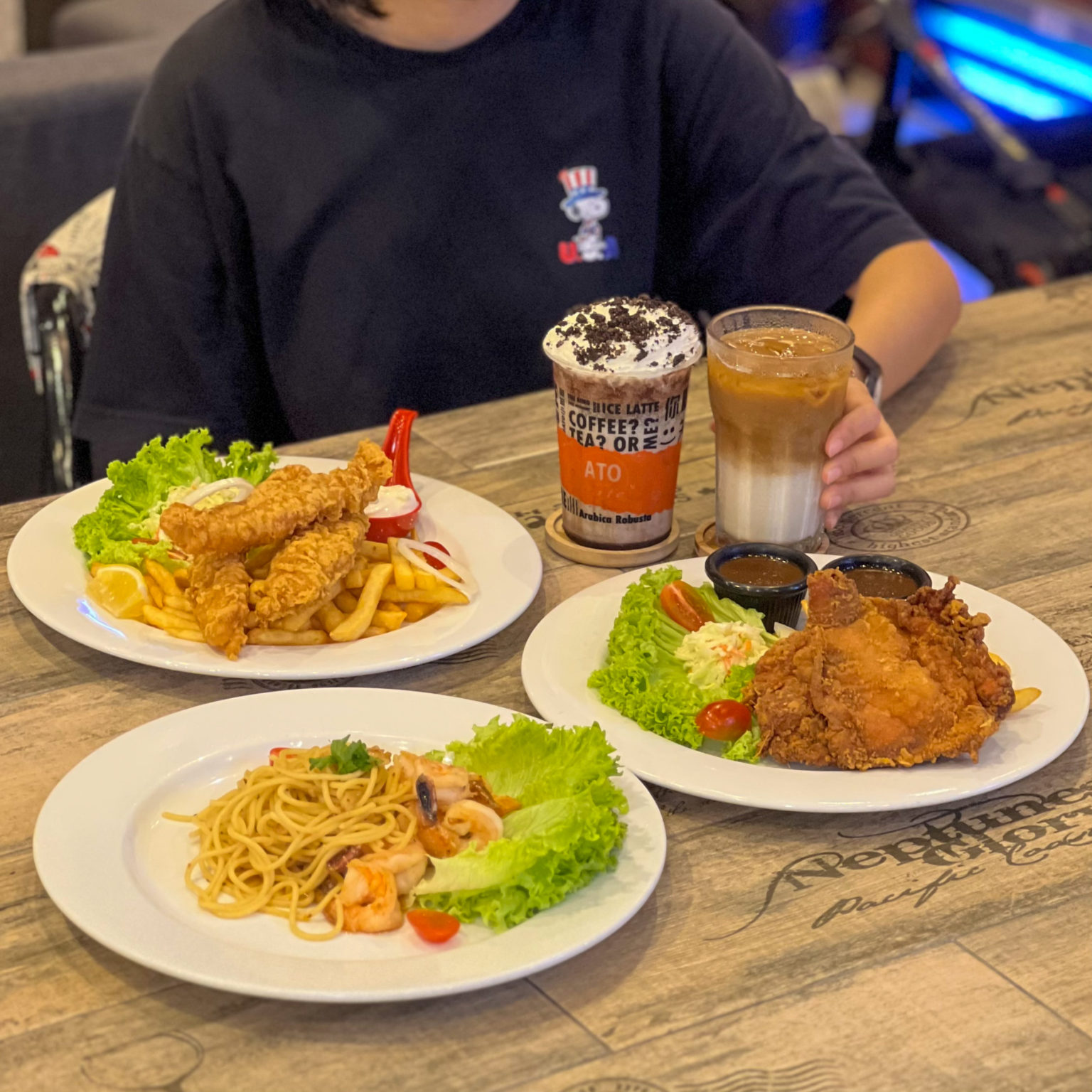 LARGEST Gaming Warehouse Cafe In KL Where You Can Dine & Play PS5 ...