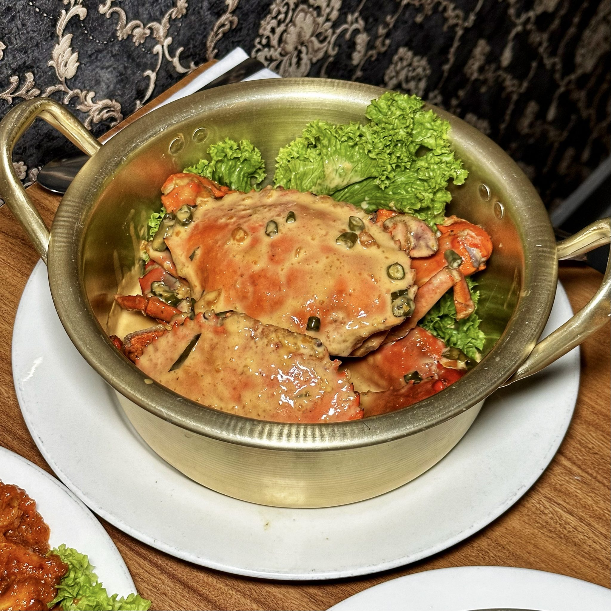 JIBRIL Rolls Out NEW Menu With Whole Salted Egg Lobster & Crab Platter ...