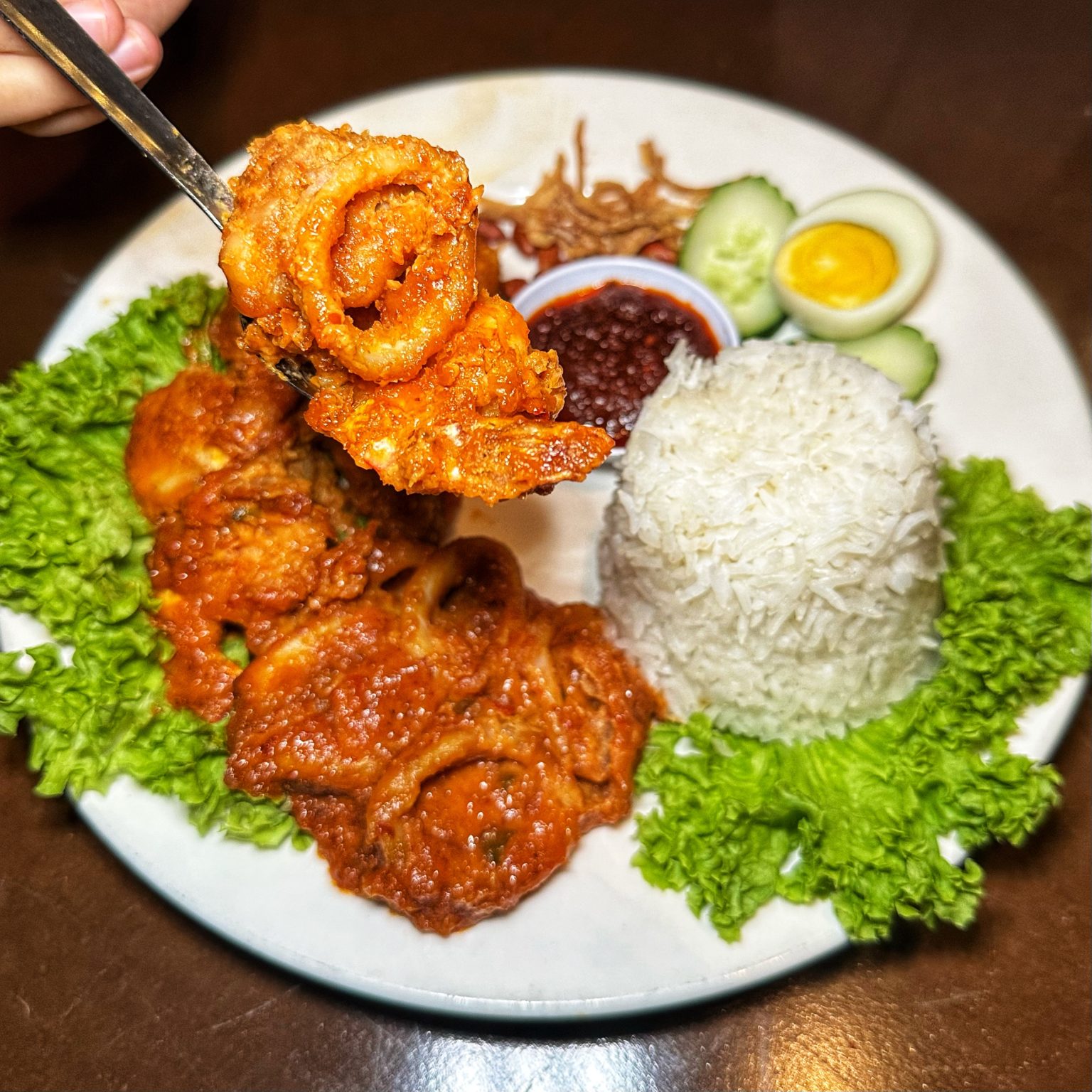 JIBRIL Rolls Out NEW Menu With Whole Salted Egg Lobster & Crab Platter ...