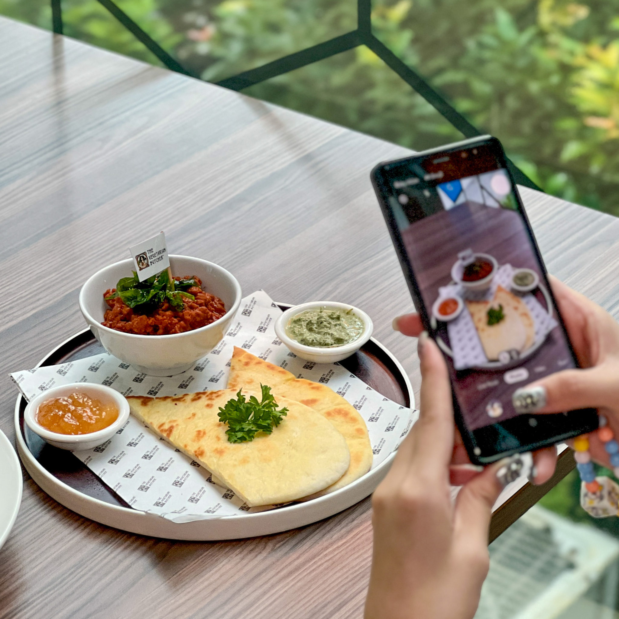 Stand A Chance To Win Luxury Hotel Stay & Buffet When You Try These ...