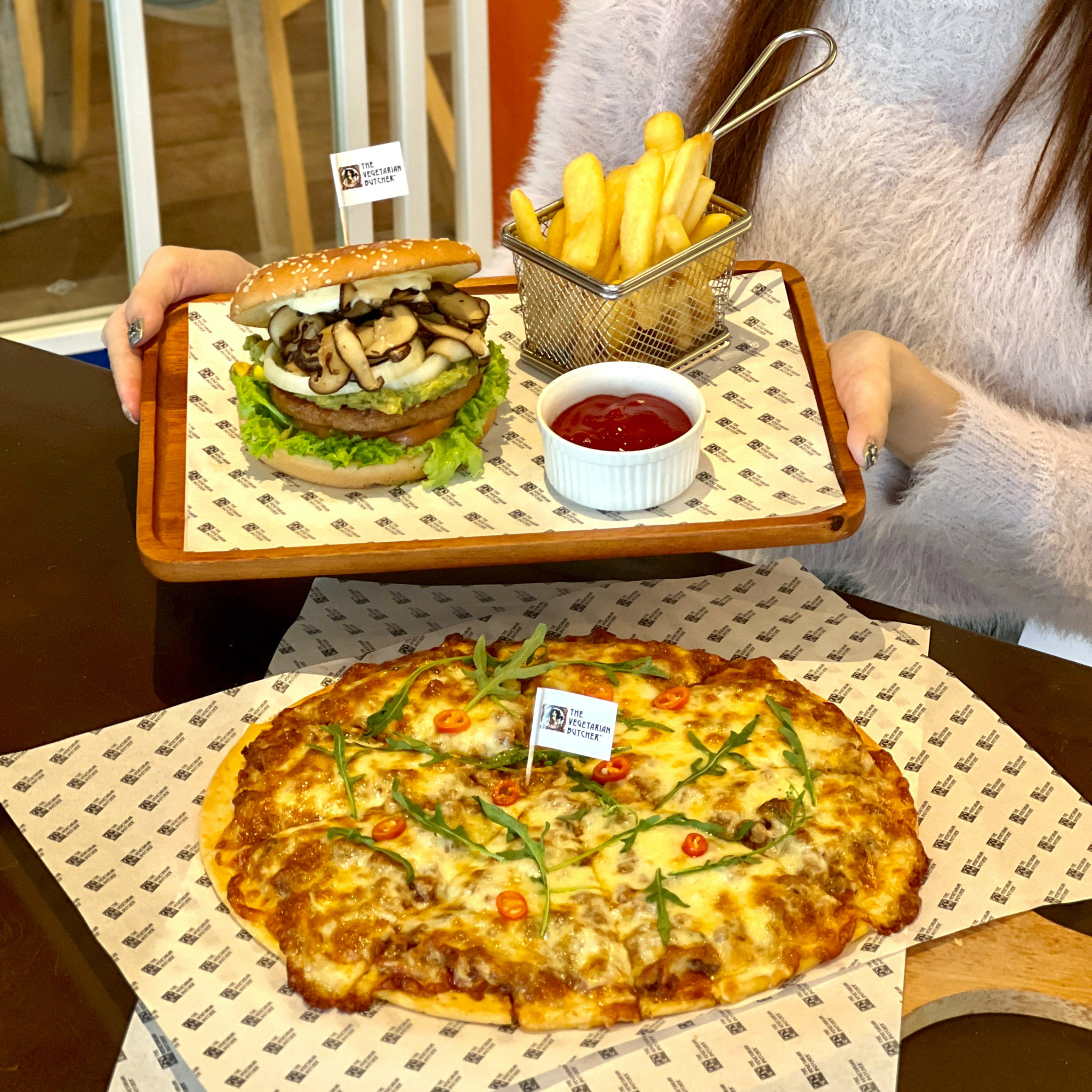 Stand A Chance To Win Luxury Hotel Stay & Buffet When You Try These ...