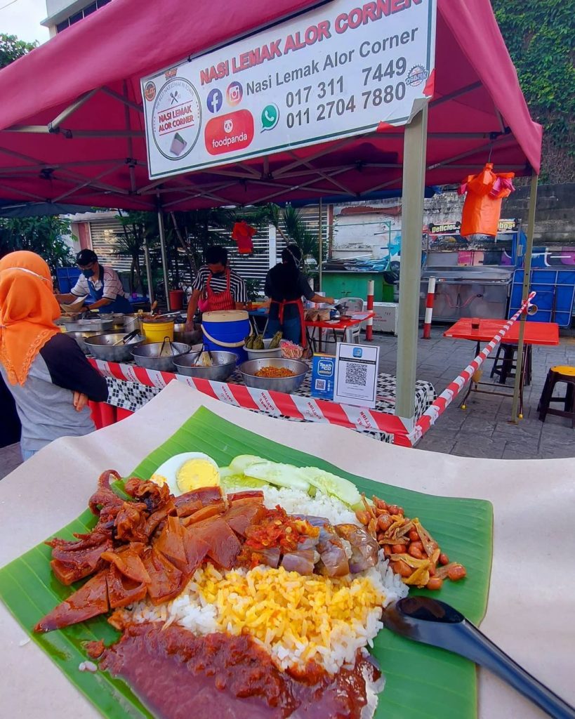 17 Must-Try Roadside Nasi Lemak Spots Worth The Queue In KL & PJ (2023 ...