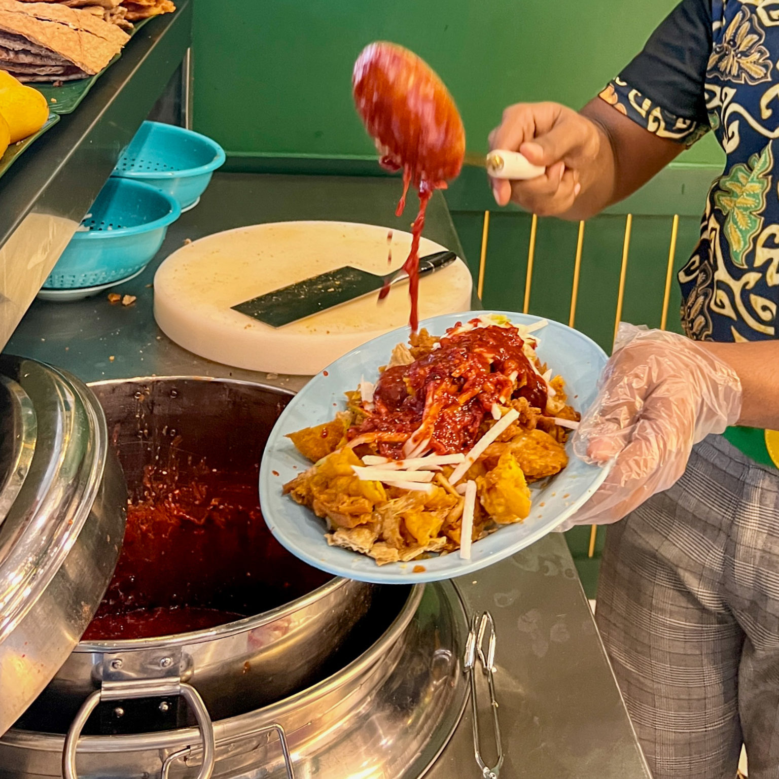 This 71 Years Old Pasembur Stall In Penang Opens First Classic Cafe ...