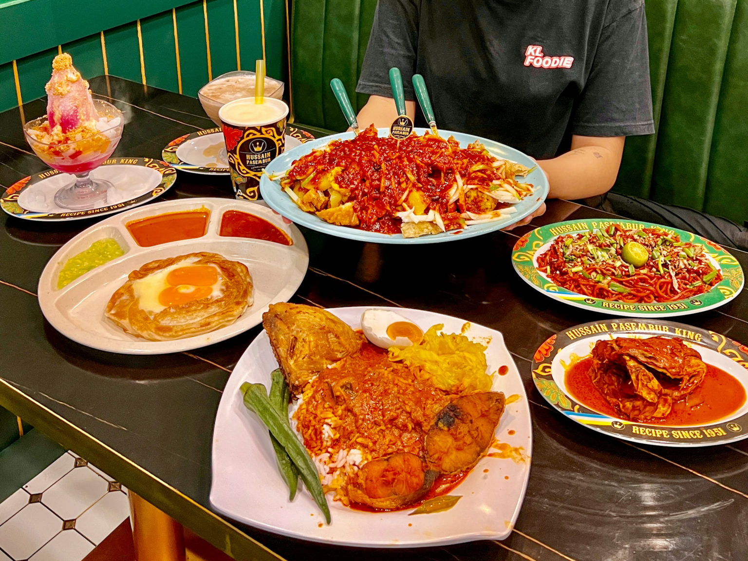 This 71 Years Old Pasembur Stall In Penang Opens First Classic Cafe ...