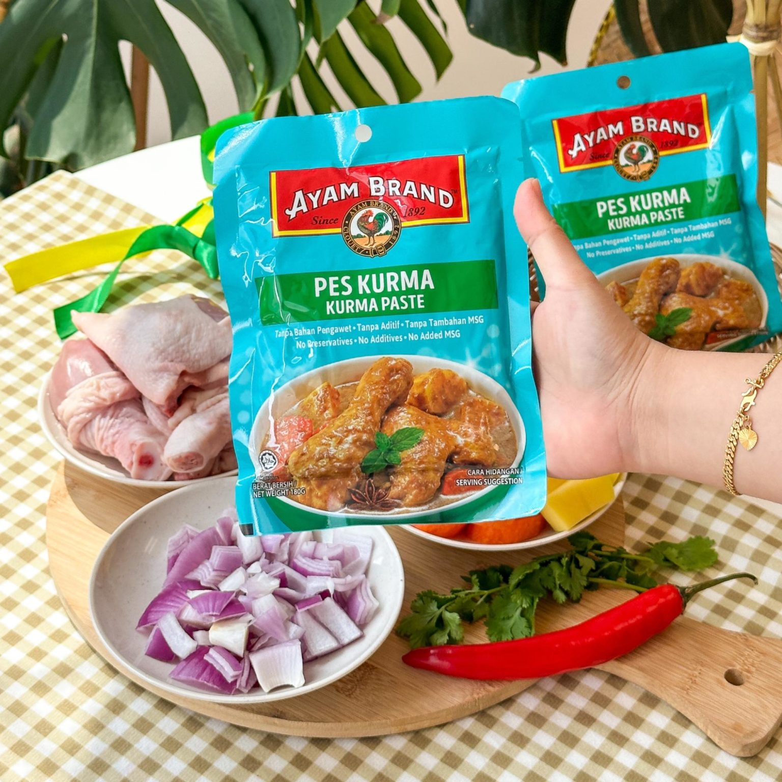 3 Easy Ramadan & Raya Recipes To Try With Ayam Brand™ Cooking Paste ...