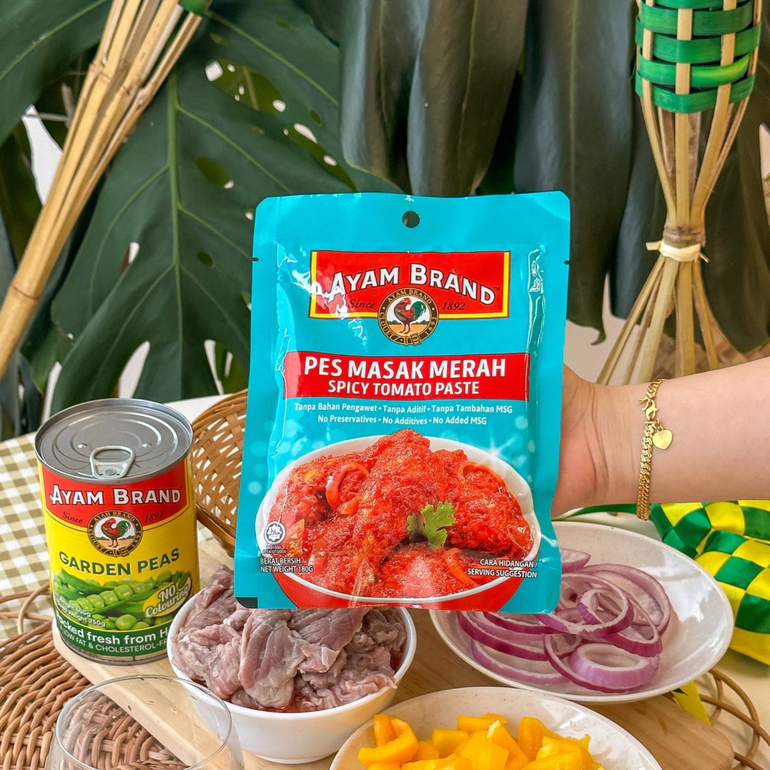 3 Easy Ramadan & Raya Recipes To Try With Ayam Brand™ Cooking Paste ...