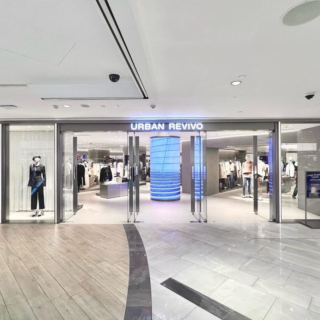China's Famous Fashion Brand Urban Revivo FIRST Store Spotted In Malaysia - KL Foodie