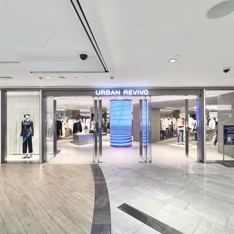 China's Famous Fashion Brand Urban Revivo FIRST Store Spotted In ...