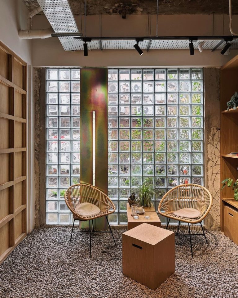 10 Must-Visit Quiet Cafes Perfect For Introverts In KL & PJ (2024 Guide ...